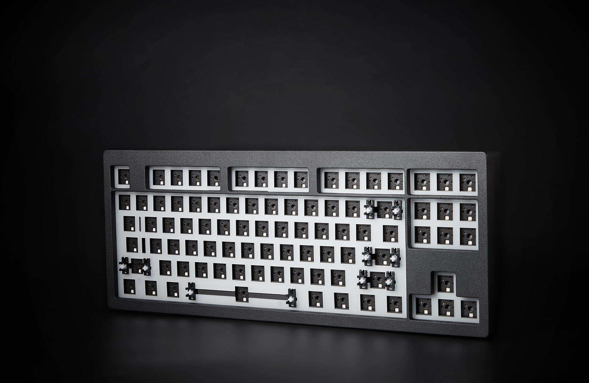 MonsGeek - Make Cool Gears Accessible.