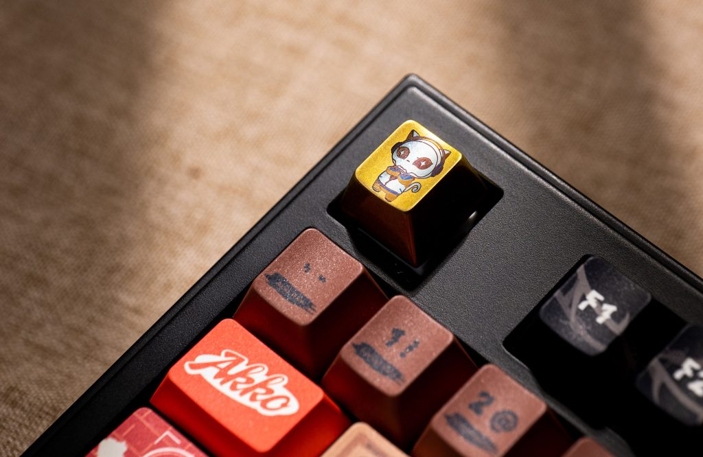 Akko 8th Anniversary Titanium Keycap - MonsGeek